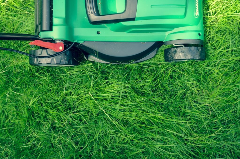 Lawn Mower Comparison 2026: Toro vs. Honda vs. Craftsman vs. Ego (Electric)